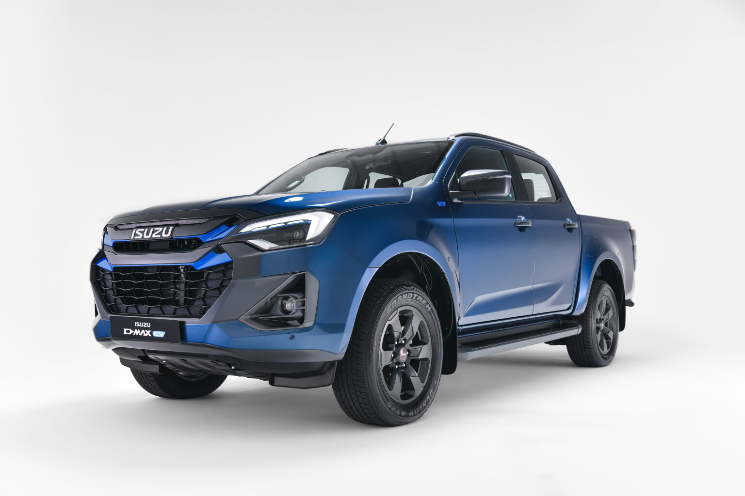 ISUZU D-MAX EV - C&O