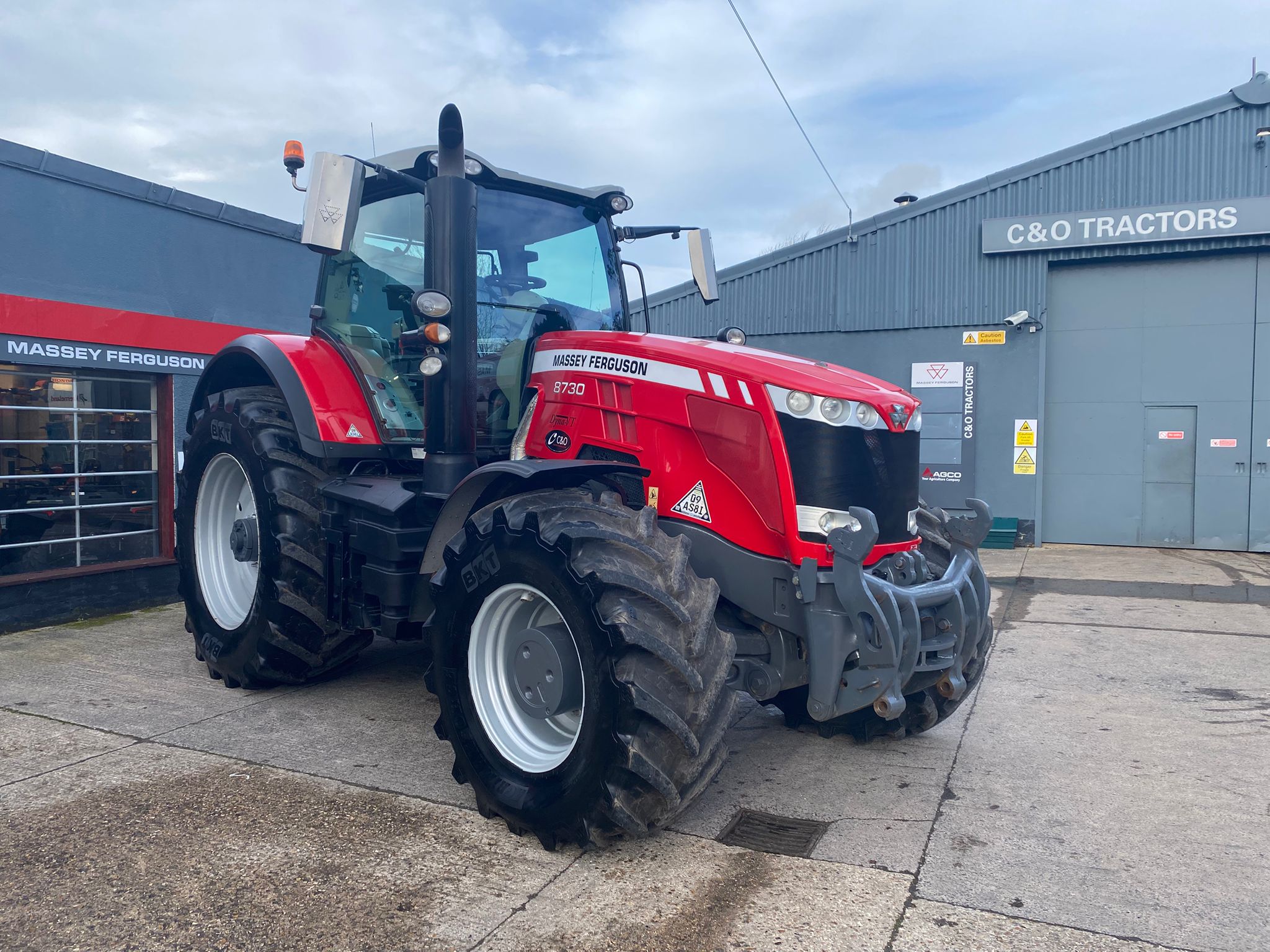 MASSEY FERGUSON 8730 - C&O