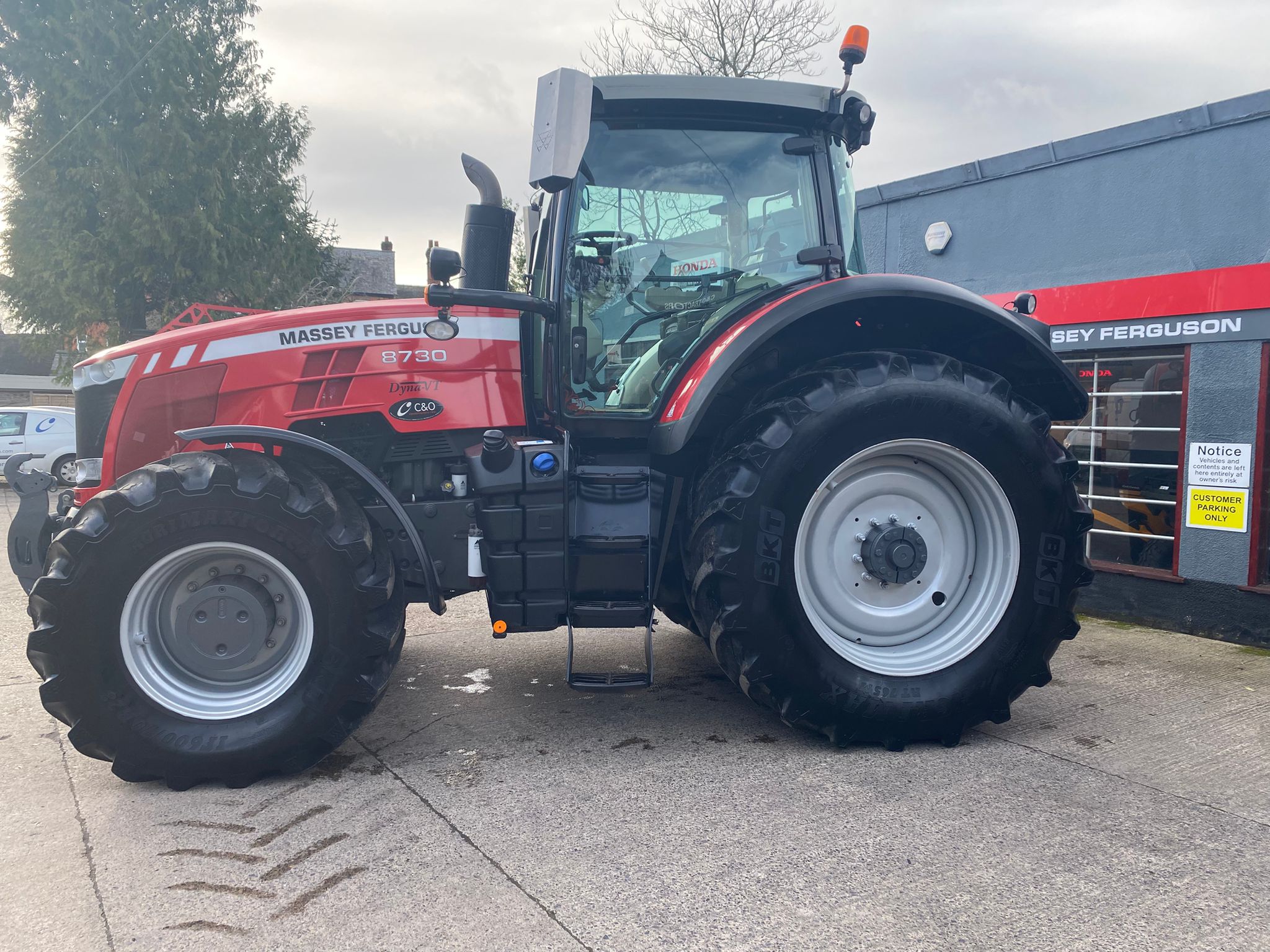 MASSEY FERGUSON 8730 - C&O