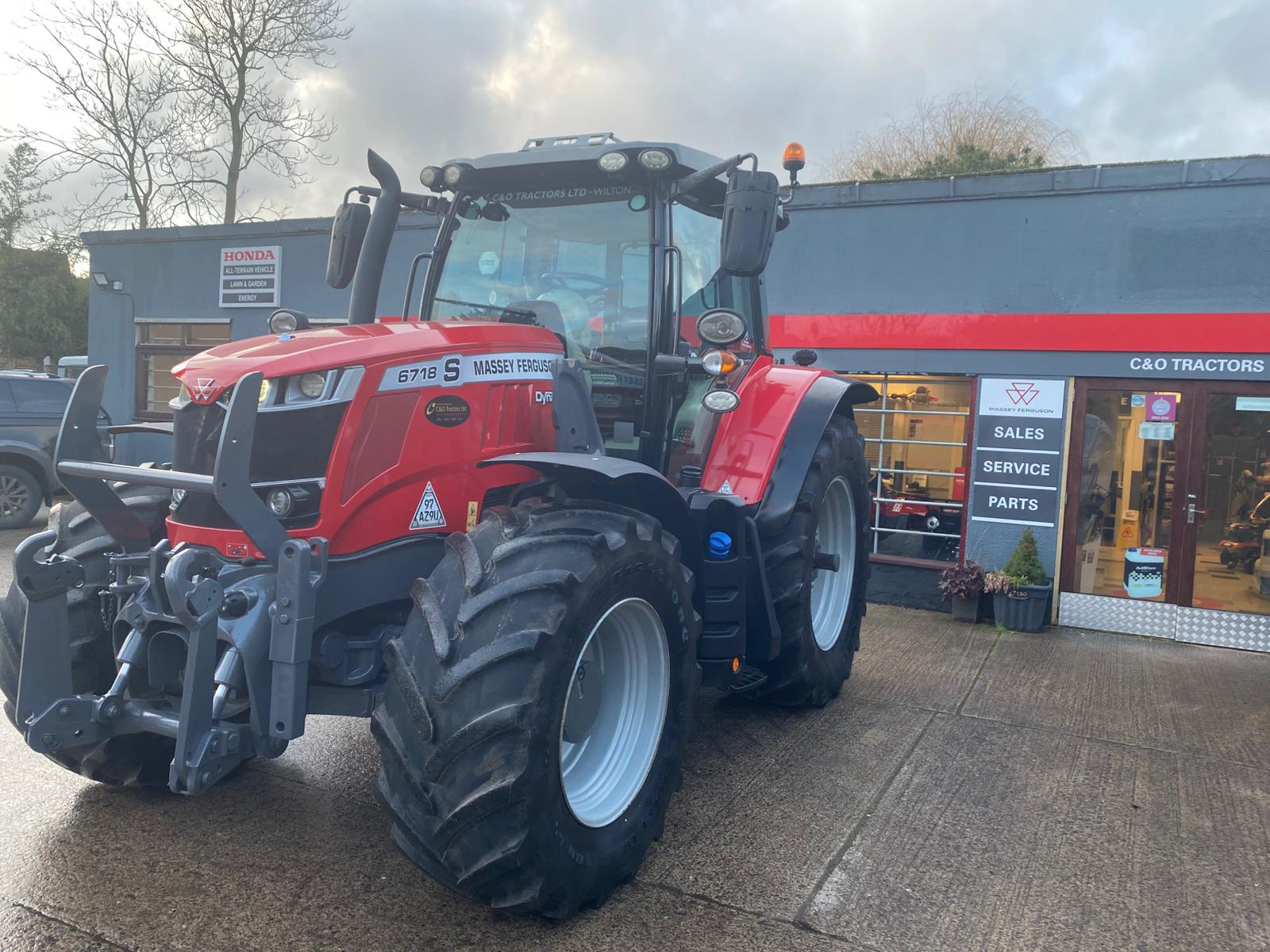 MASSEY FERGUSON 6718S - C&O