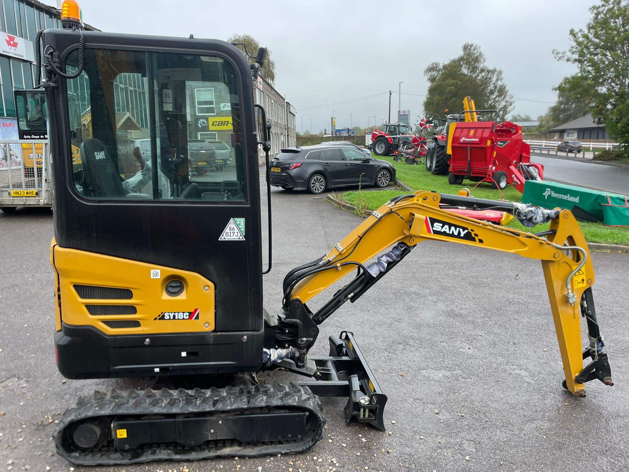 SANY SY18C EXCAVATOR - C&O