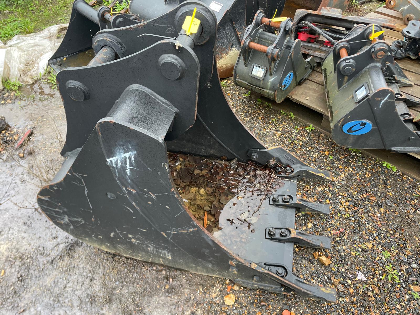 Miller Excavator Bucket NO.57 - C&O